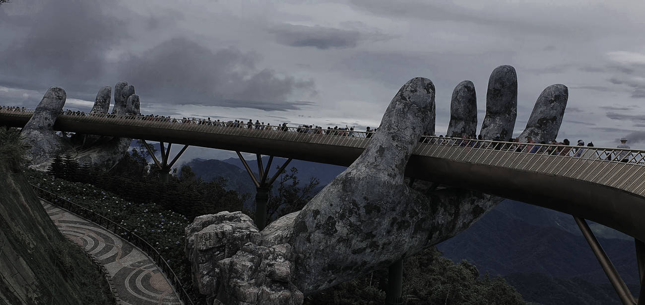 The golden hands bridge by Kawaiinight22 on DeviantArt