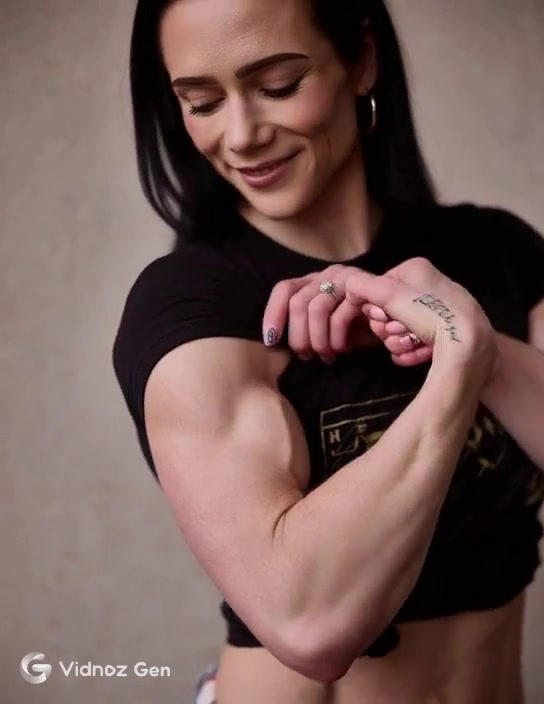 Bicep flex by stickzie on DeviantArt