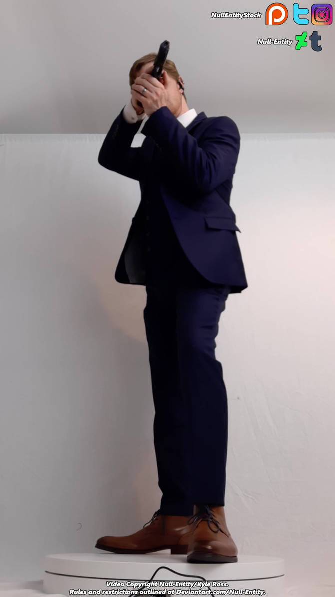 [Costume] 360 G-Man 011 by Null-Entity on DeviantArt