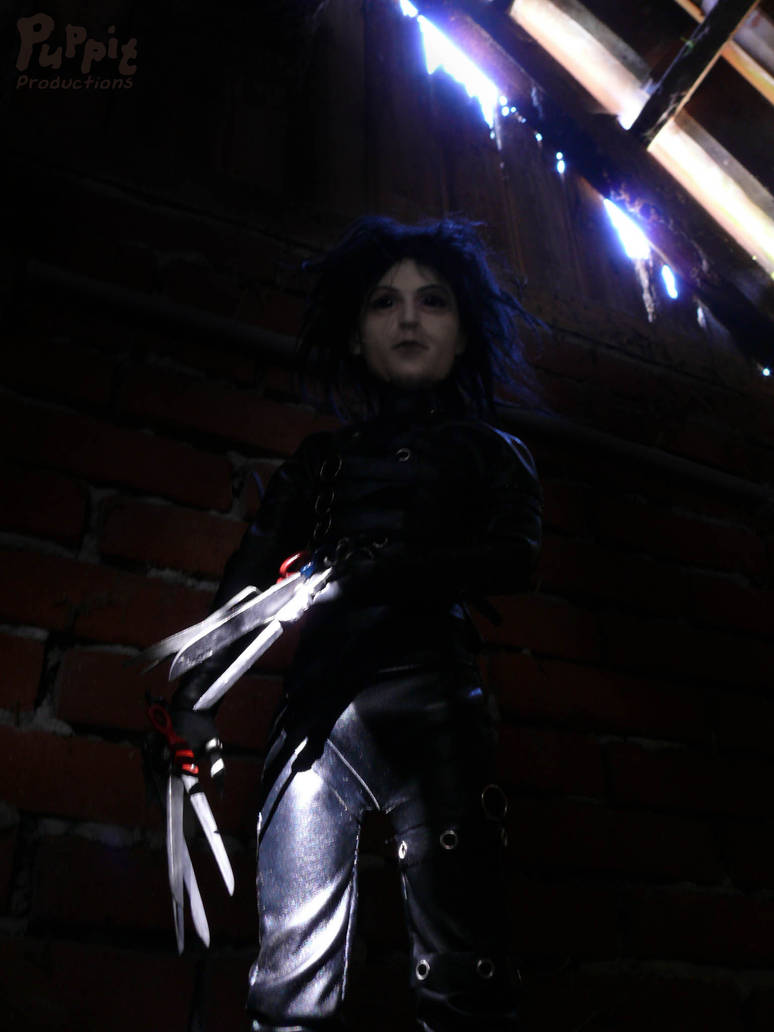 Edward Scissorhands - attic 1 by PuppitProductions on DeviantArt