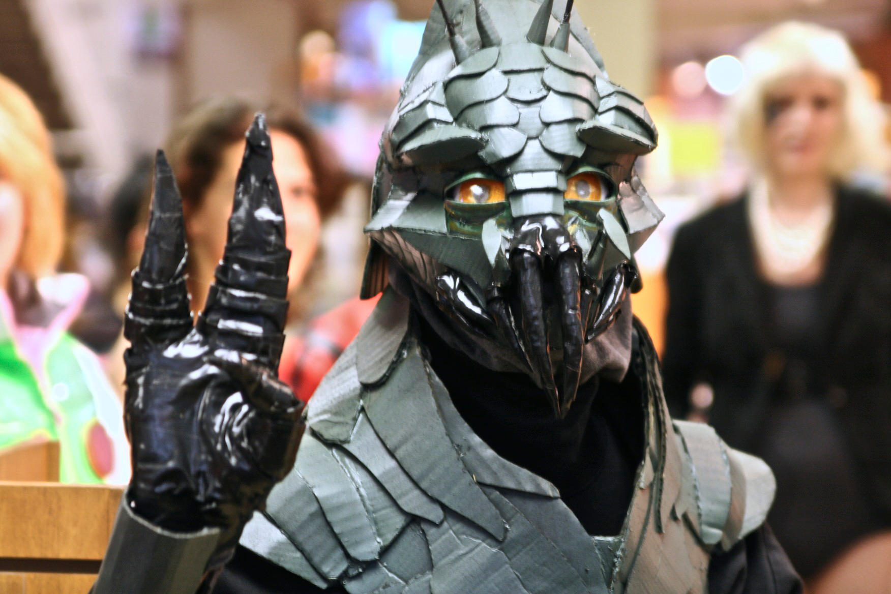 District 9 Prawn by Seaurchinstosun on DeviantArt