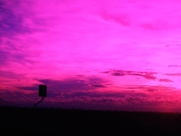 Magenta sky by psycho-namo on DeviantArt