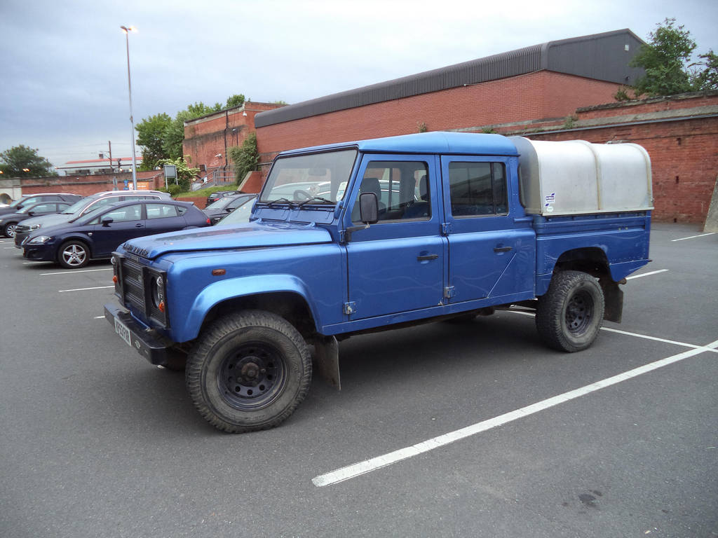 Land Rover by carlos62 on DeviantArt
