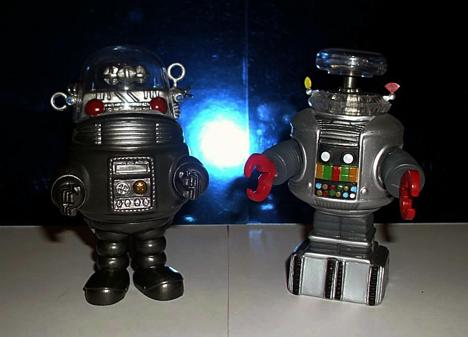 Funko Pops - Robby The Robot and B9 Robot by CyberDrone2-0 on DeviantArt