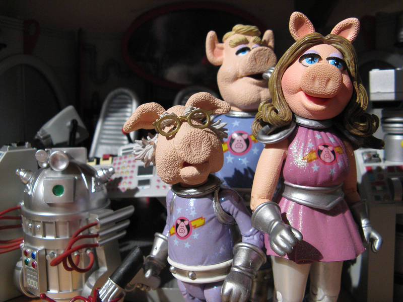 Pigs in space by thefirstfleet on DeviantArt