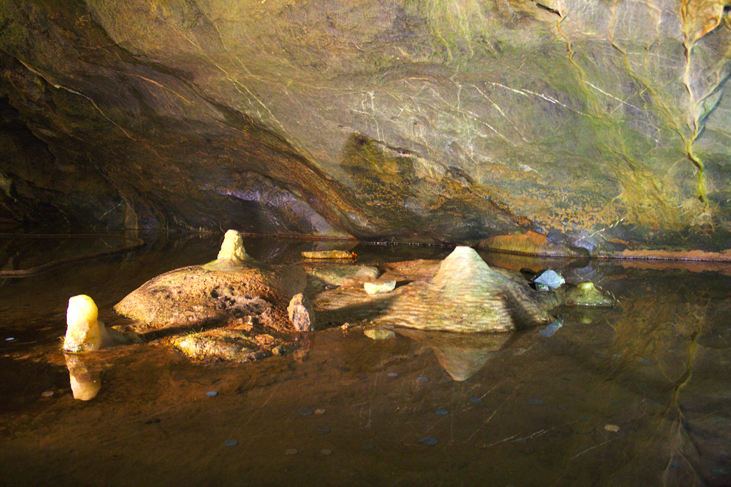 Caves001 - pond by akio-stock on DeviantArt